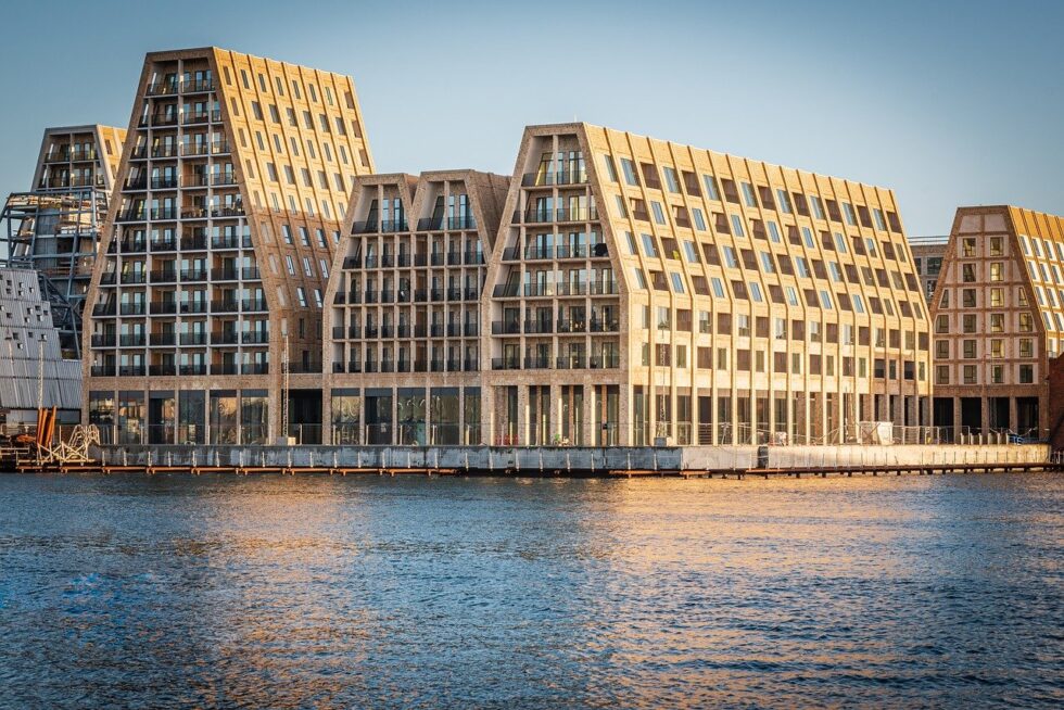 Københans indbyggertal er 671.714 (pr. 1. januar 2026)